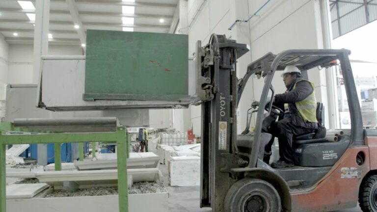 Movilex consolida su actividad en Cataluña con su planta de reciclaje ...